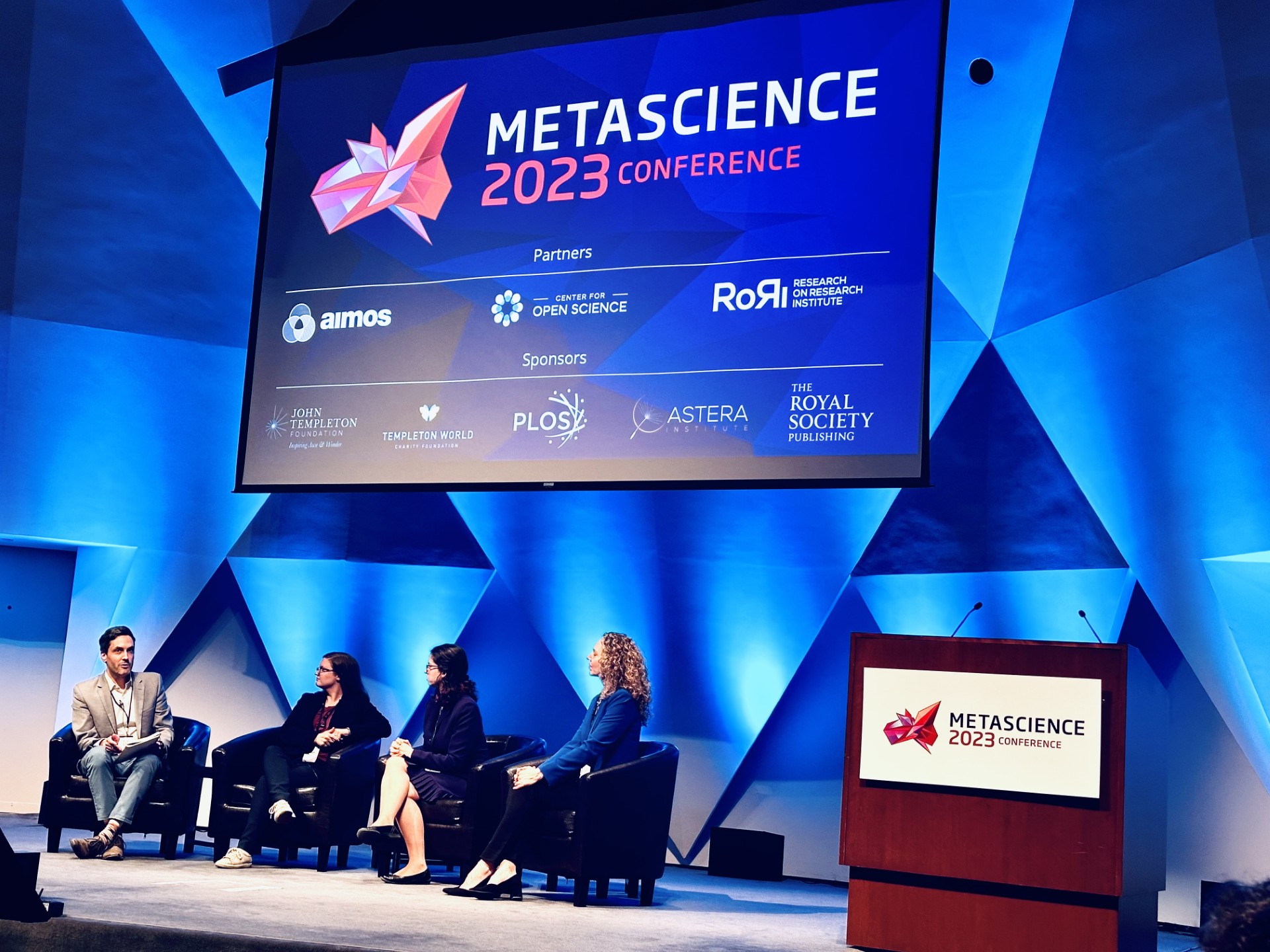 RoRI joins forces with the Center for Open Science to bring Metascience ...